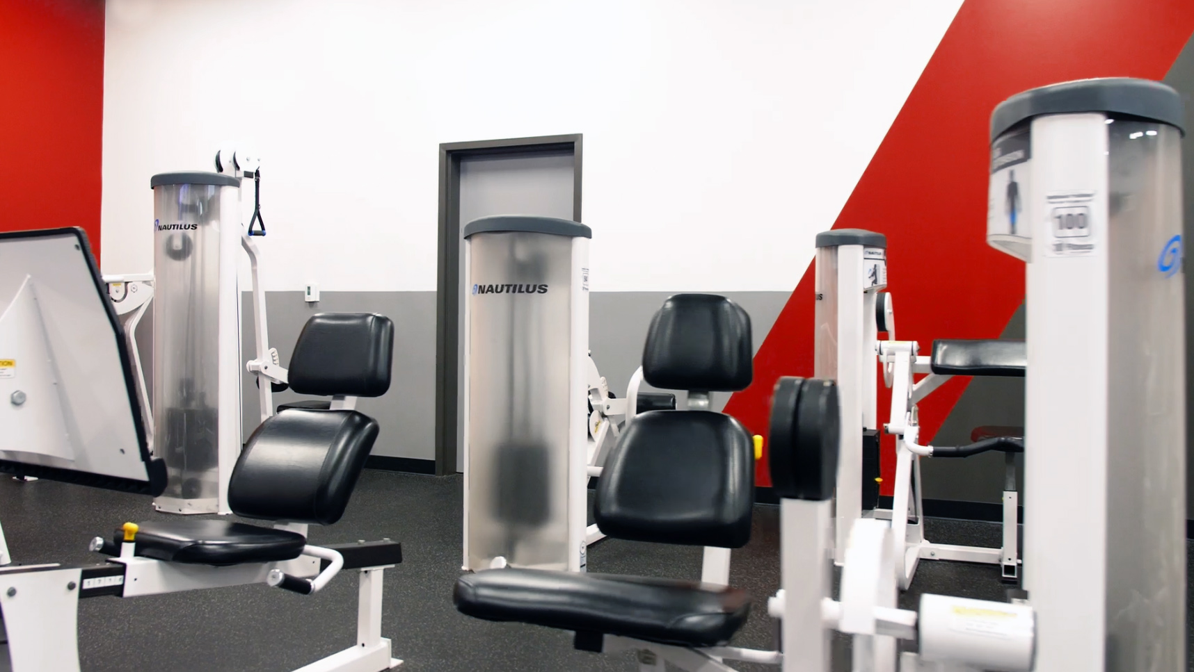 10 Fitness Gym - Women's Room