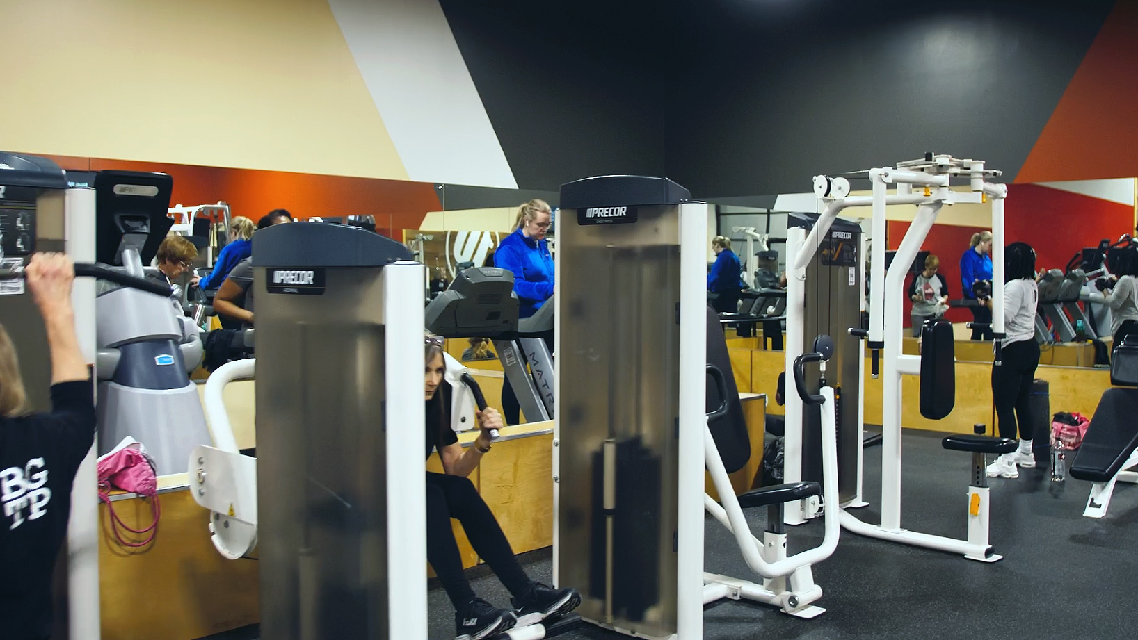 10 Fitness Gym - Women's Room